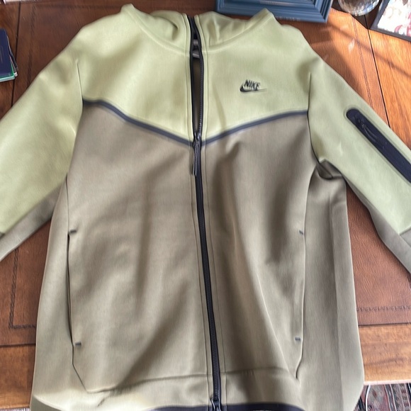 Nike | Jackets & Coats | Green Nike Tech | Poshmark